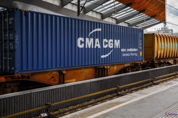 CMA CGM introduces new US$500/TEU overweight surcharge - Advantage ...