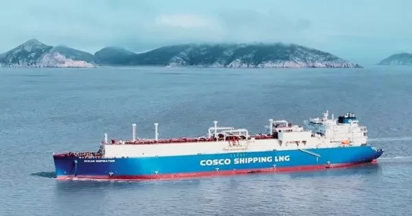 COSCO Shipping inks CNY 2.58 billion LNG carrier deal with Japan's MOL ...